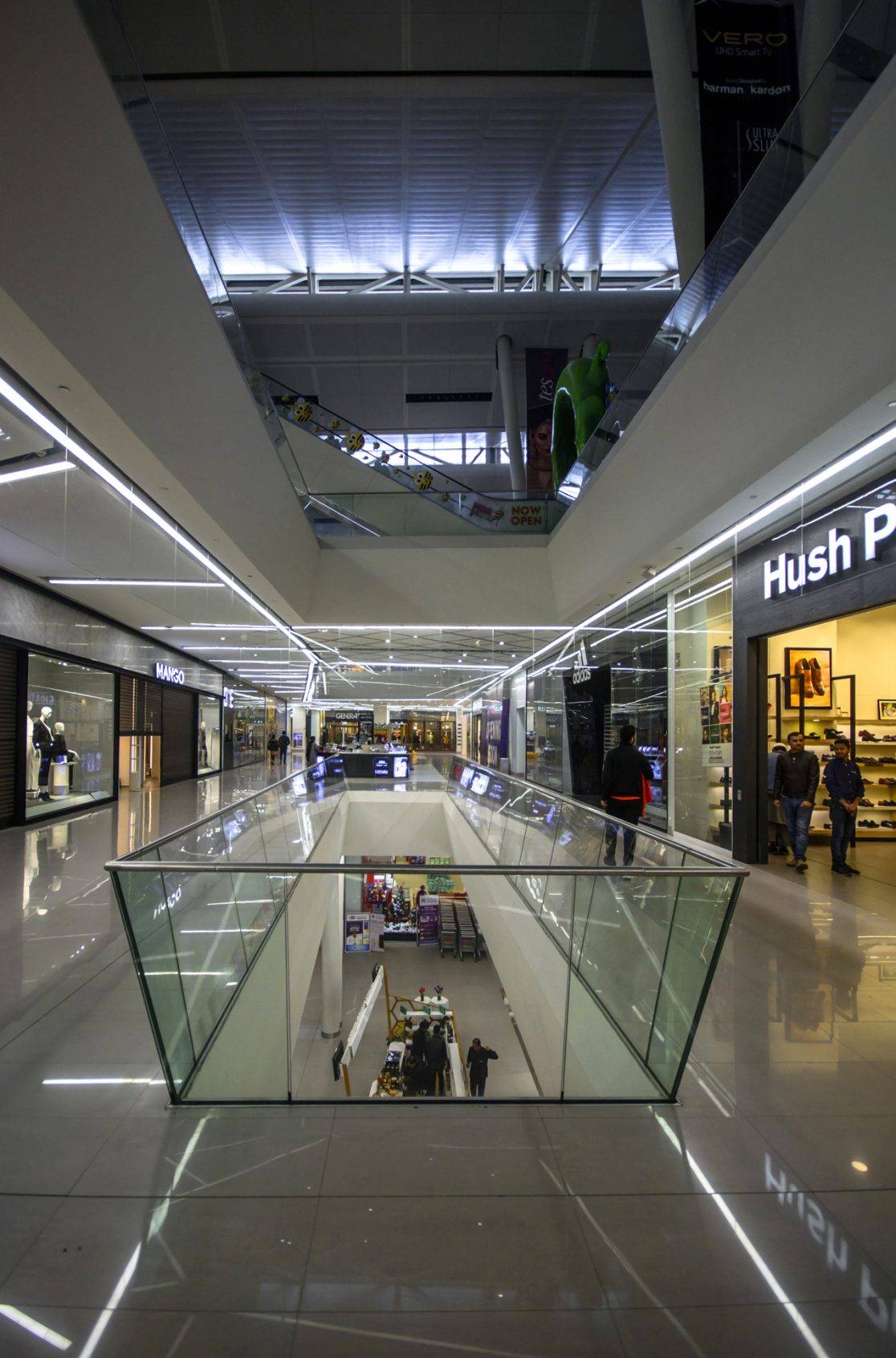 Emporium Mall - Ali Arshad Associates